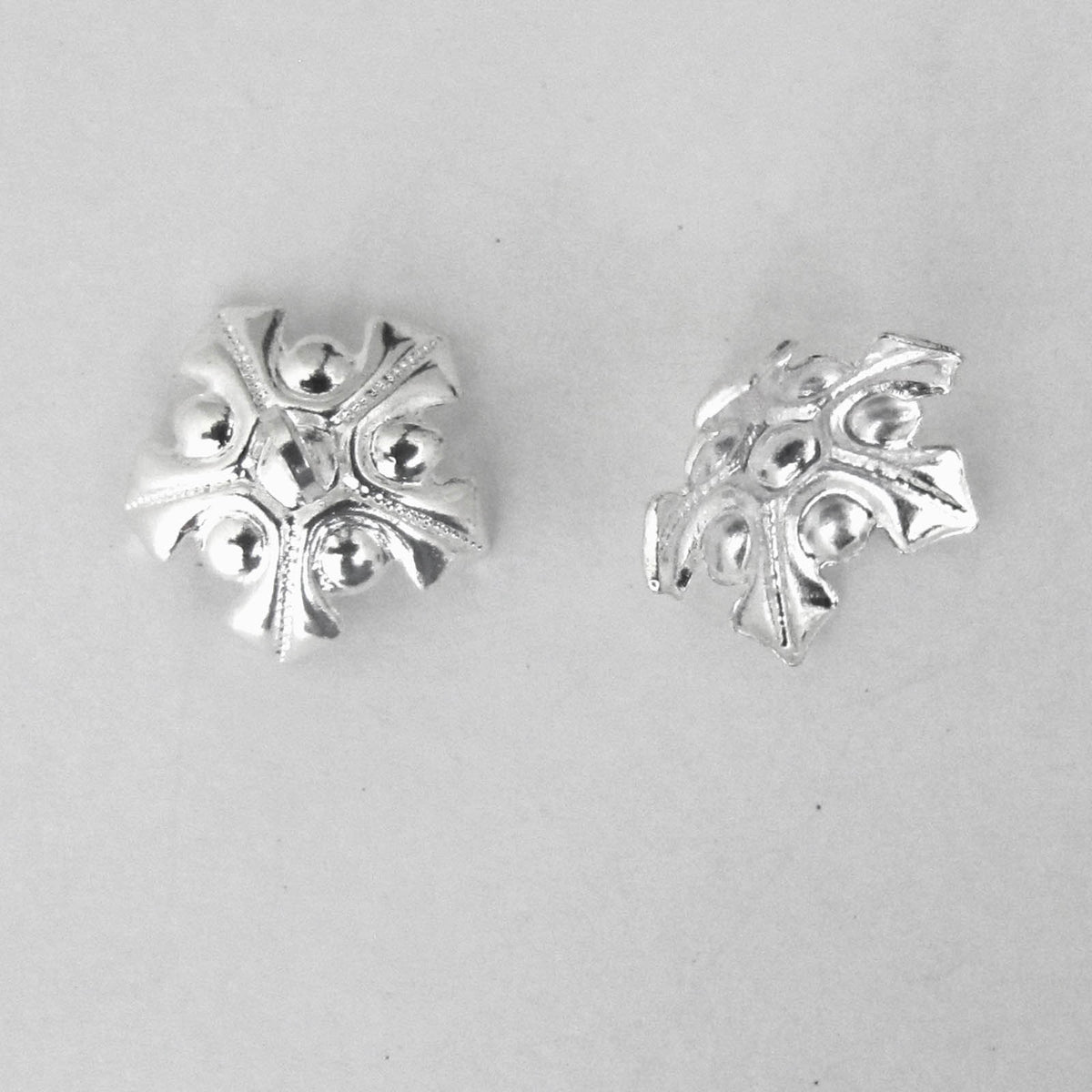 Metal 12mm bead cap + LOOP NF Sil 20pcs – Wholesale Beads